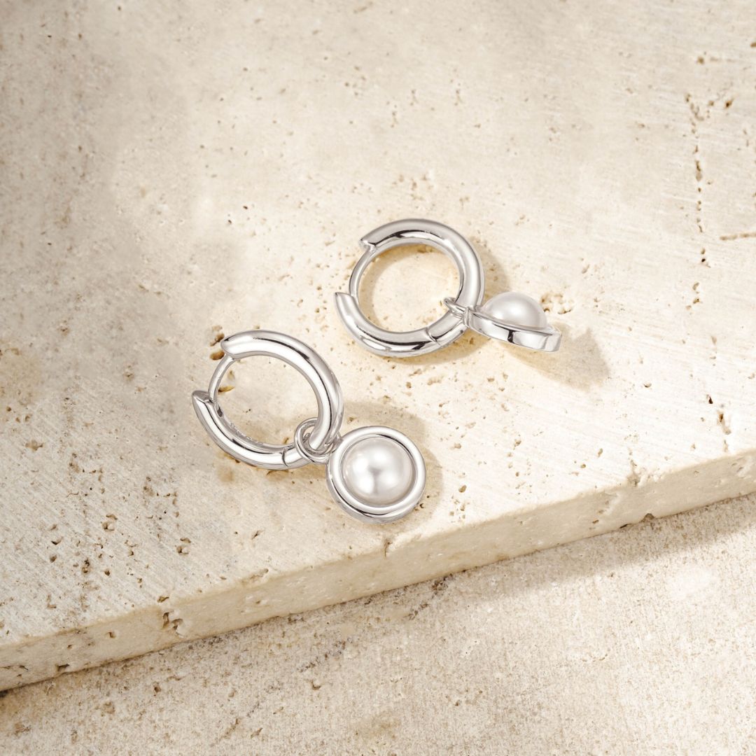 Lilia Pearl Earrings silver – Mettle & Bloom
