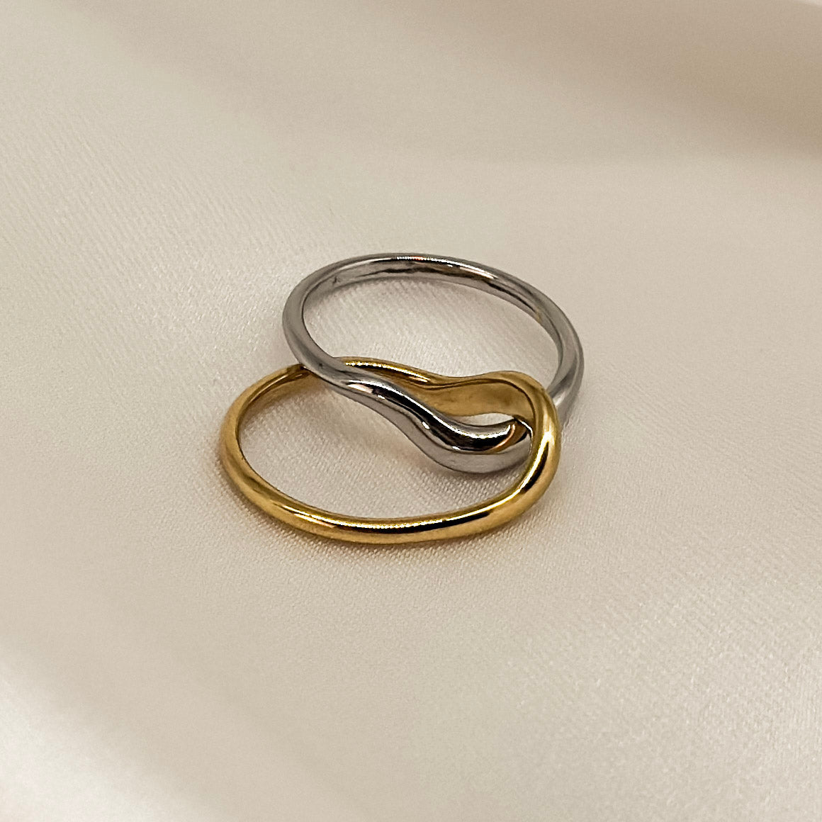 Lumina Two Tone Ring – mettleandbloom